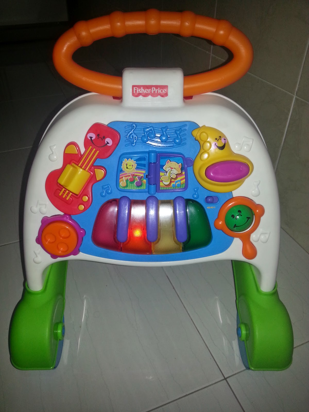 MYBUNDLETOYS2: FISHER PRICE Brilliant Basics Musical Walker