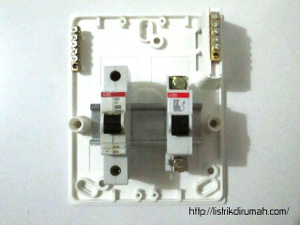 JASA INSTALASI LISTRIK "081281953642": Cara Memasang unit MCB