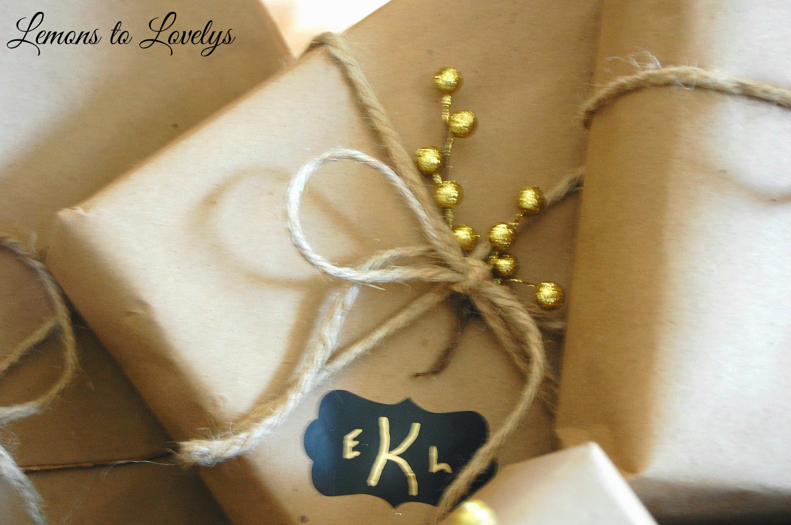 Lemons To Lovelys Gift Wrapping Ideas DIY Wrapping Paper Lemons To Lovelys Gift Wrapping Ideas DIY Wrapping Paper