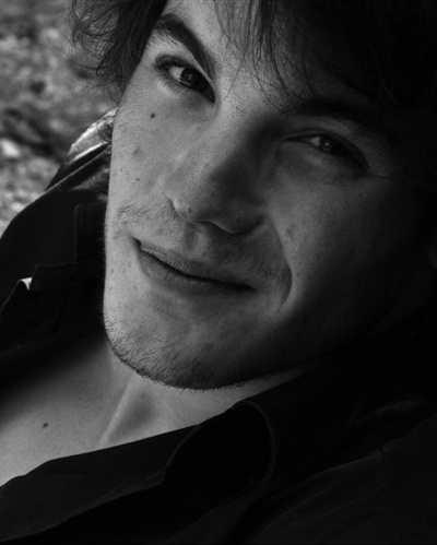 GAY MANS PLEASURE: NATHAN DUVAL JERKING OFF