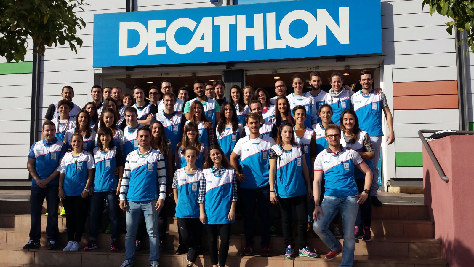Identidad visual de la organización DECATHLON