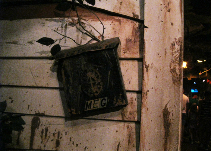 Oh So Geeky: Let's Go (Back) To There: Twister Soundstage