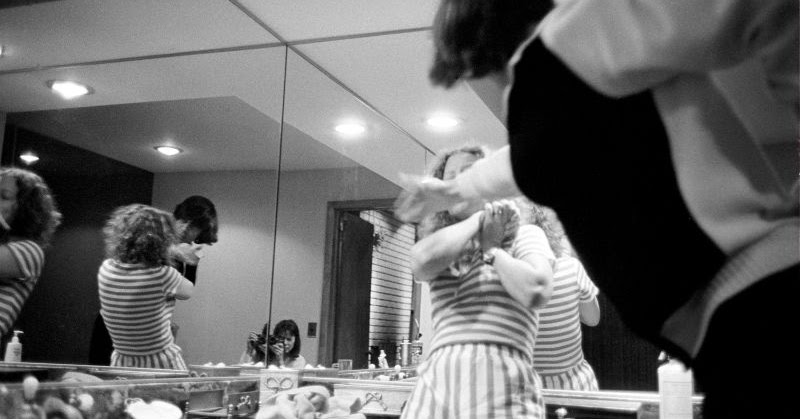 Behind Closed Doors: Photographer Captured a Physically Abusive Husband ...