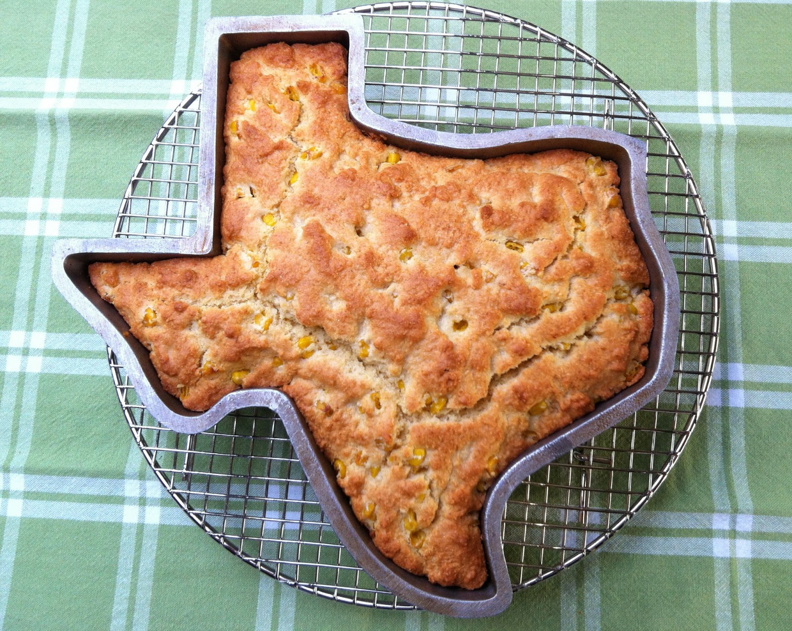 Spoon and Ink: Foodie Faves: Cast-iron Cookware What's cooking? Texas ...
