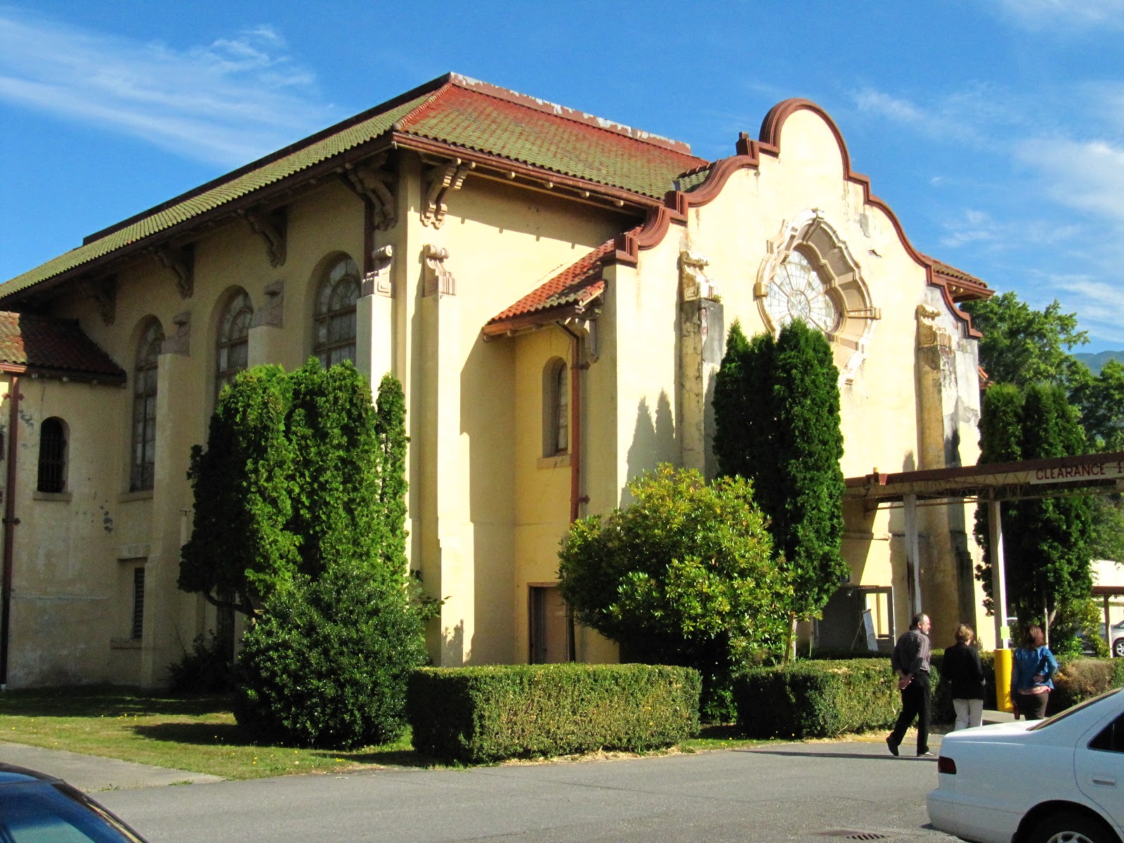 This Life in Ruins: Northern State Hospital Grounds