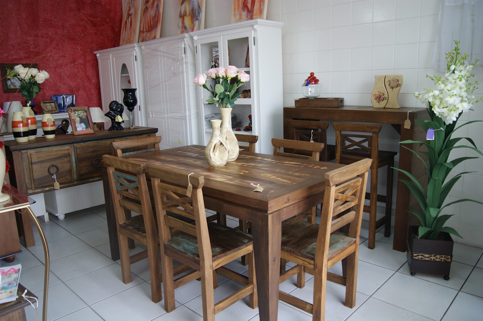 STOCK MÓVEIS E DECORAÇÕES: Ambientes Stock Móveis e Decorações