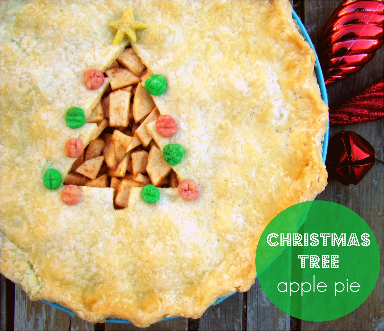 Christmas tree apple pie demo!