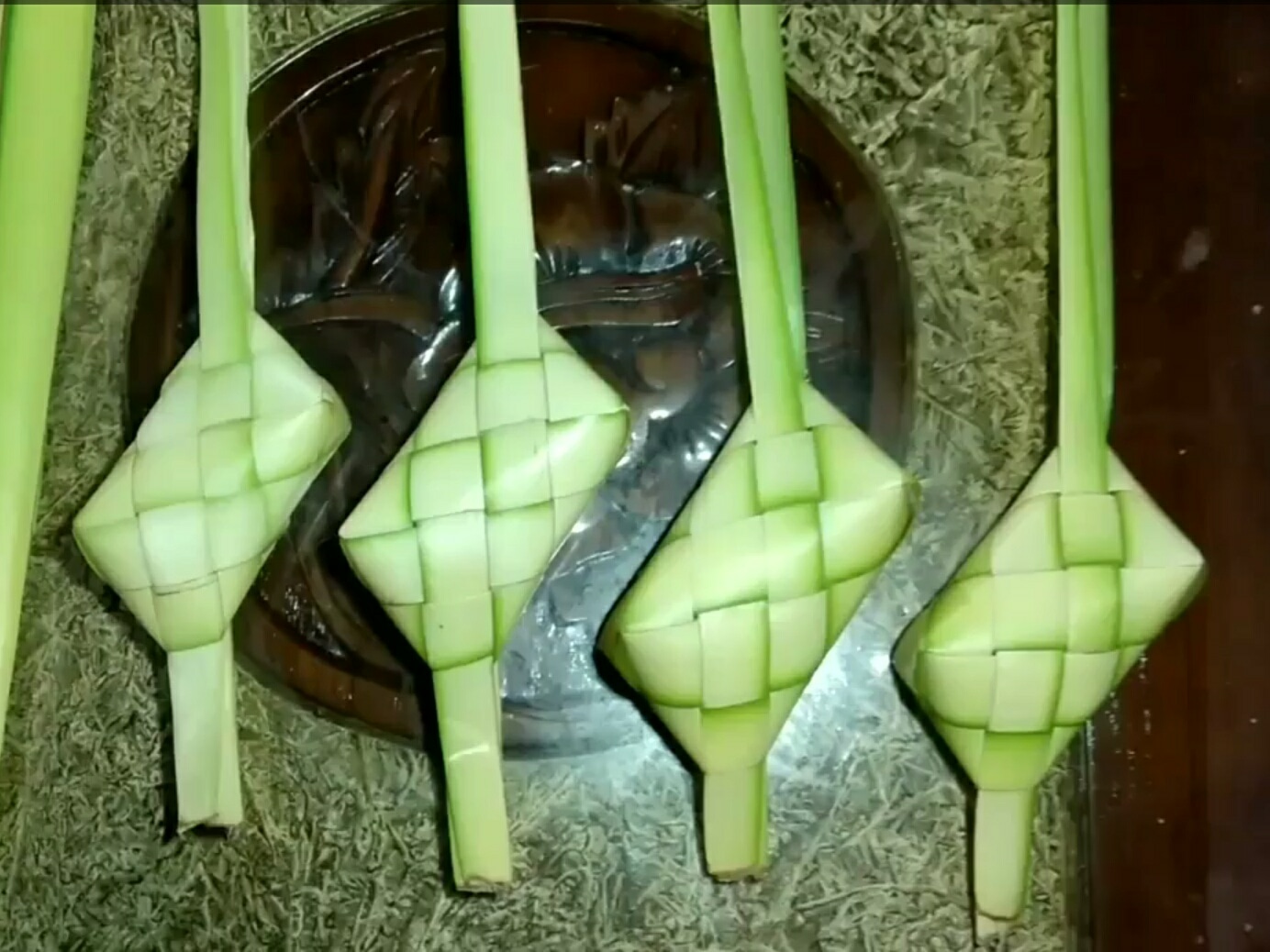 Cara Mudah Membuat Aneka Ketupat Kcd News
