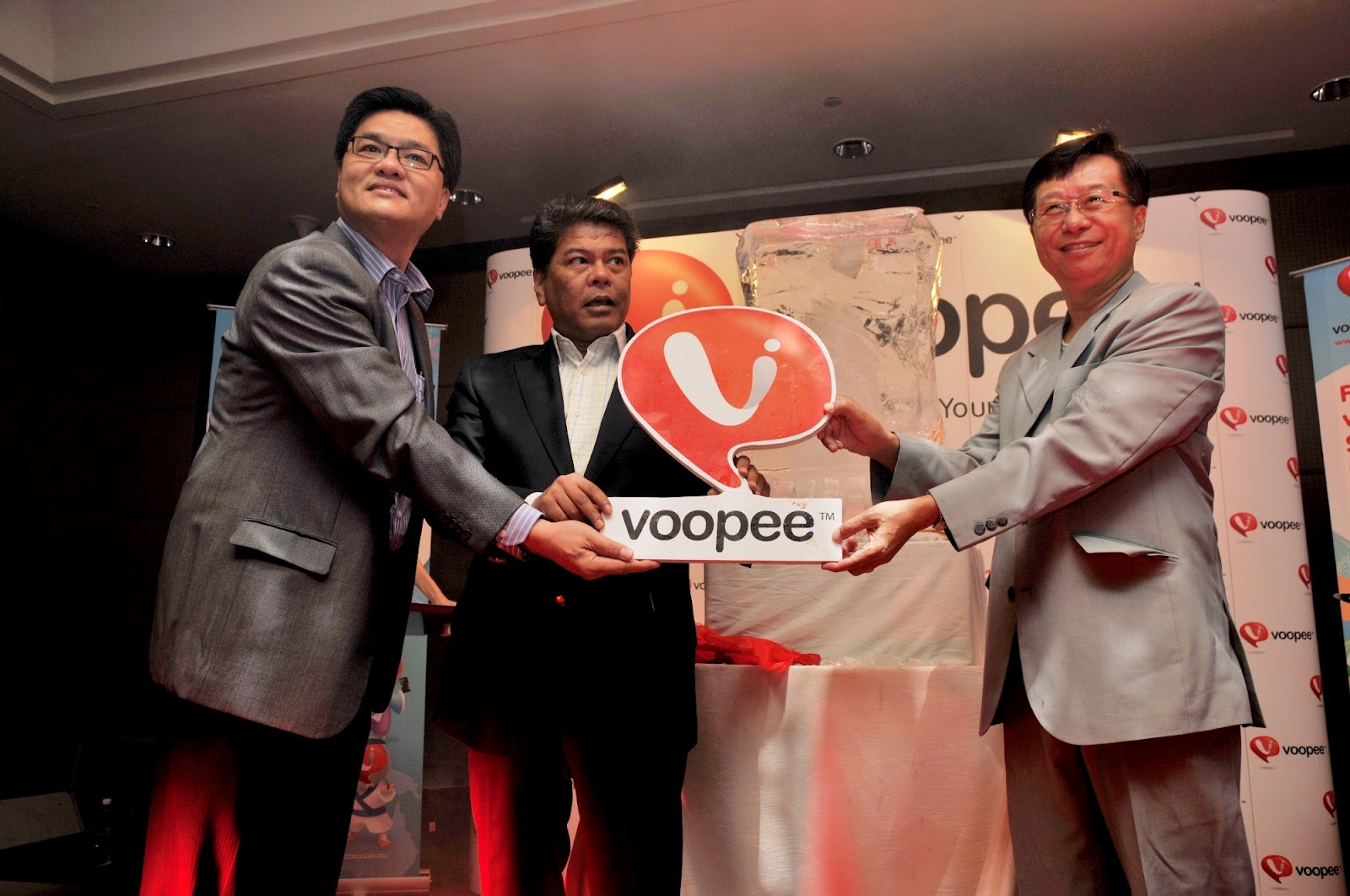 Voopee l XOX-Voopee: Revolutionizes the way you communicate and connect ...