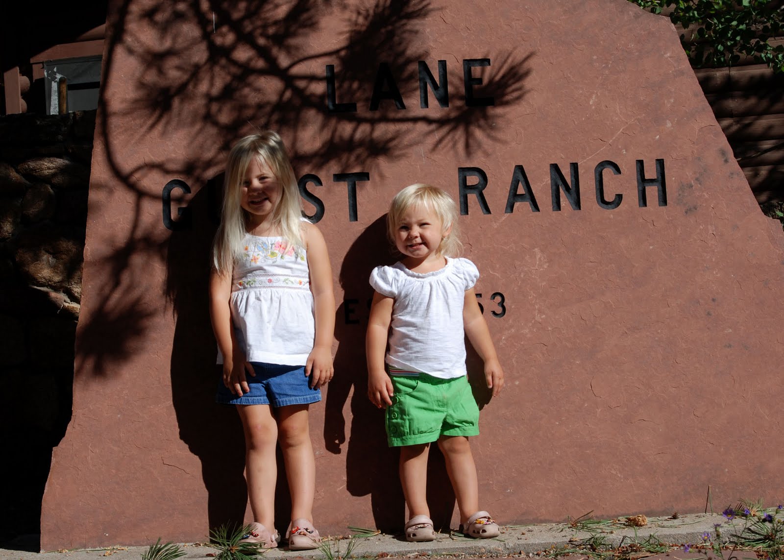 Magnolia and Boothe: Lane Guest Ranch