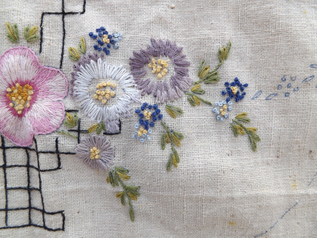Yesteryear Embroideries: Un-embroidered linens, lying underneath and in ...