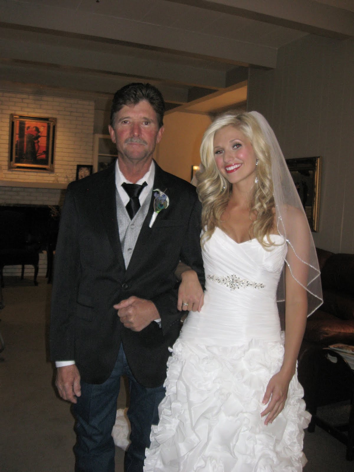 Walnut Creek Chapel: Kelli Ann Klinkerman & Larron Dean Landers Wedding ...