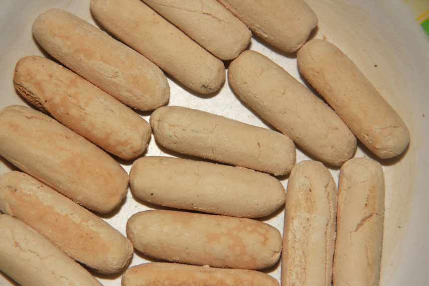 Kue Bagiak, Makanan Khas Banyuwangi Jawa Timur - Cinta Indonesia