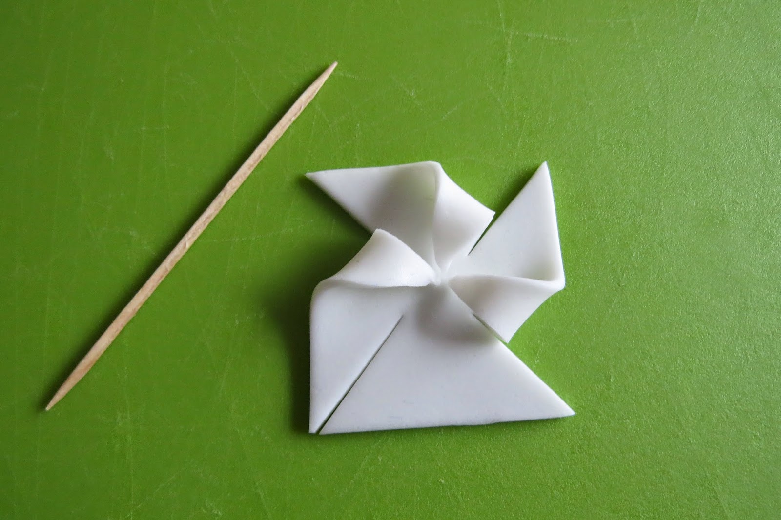 Backorphine english: TUTORIAL - Fondant windmill