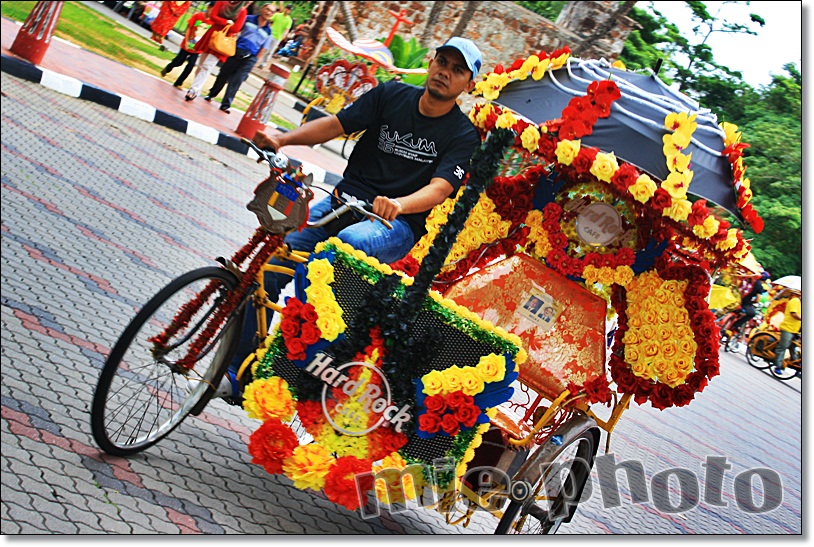 Gambar Beca Berbunga Di Melaka | mie