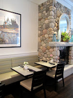 FoodieMommy: The Cottage, Chestnut Hill: Two Moms and a Night Out