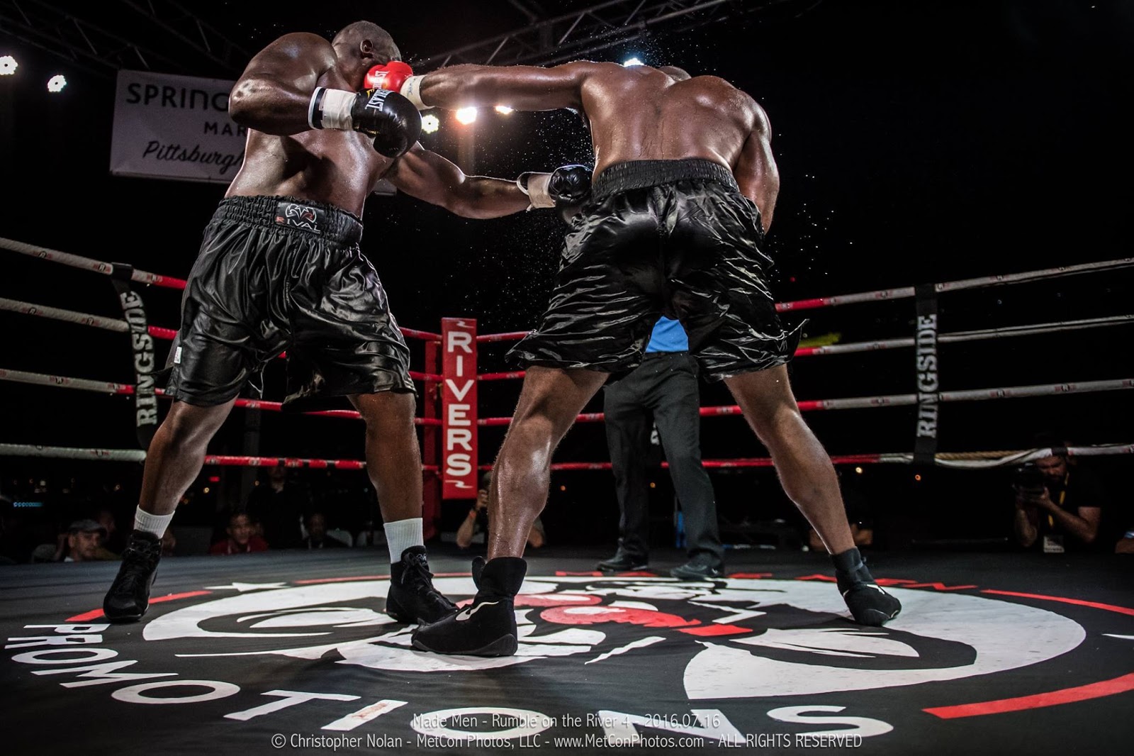 The Boxing Glove: Big Fight Report: Rumble at the River in Pittsburgh