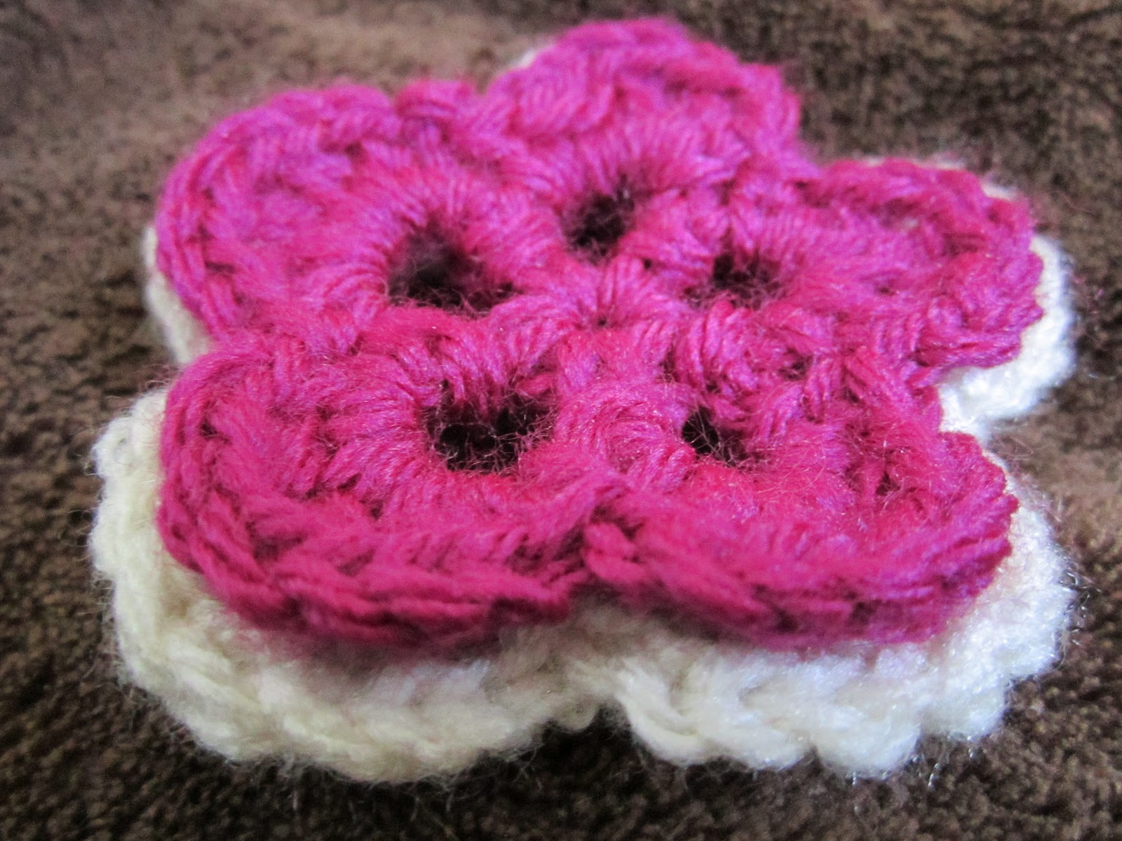 Happy Hook Crochet: Free Flower Pattern