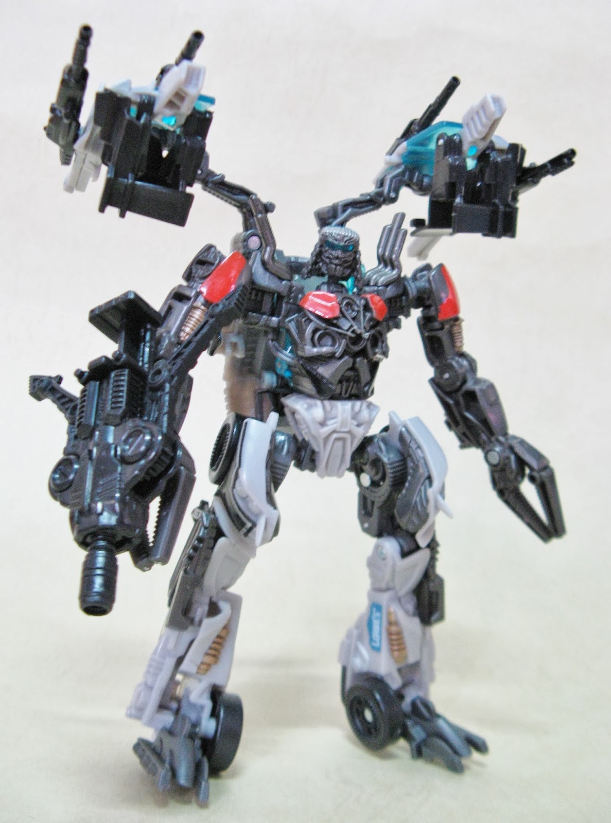 TRANSFORMERS : Dark of the Moon Deluxe class Autobot Armor Topspin變形金剛黑 ...