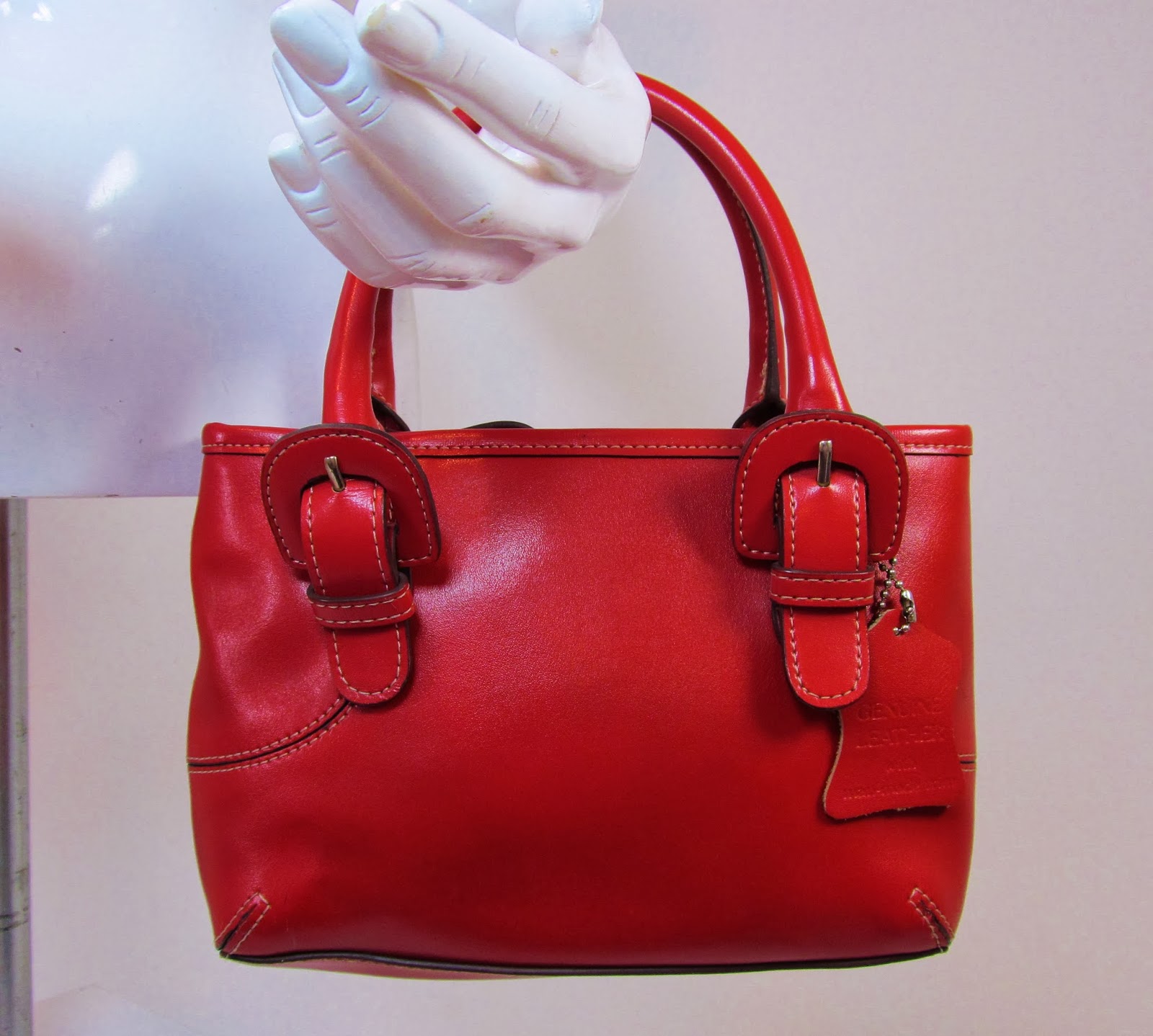 AMANDA SMITH RED CUTE LEATHER SMALL HANDBAG PURSE WITH MAN MADE TRIM ...
