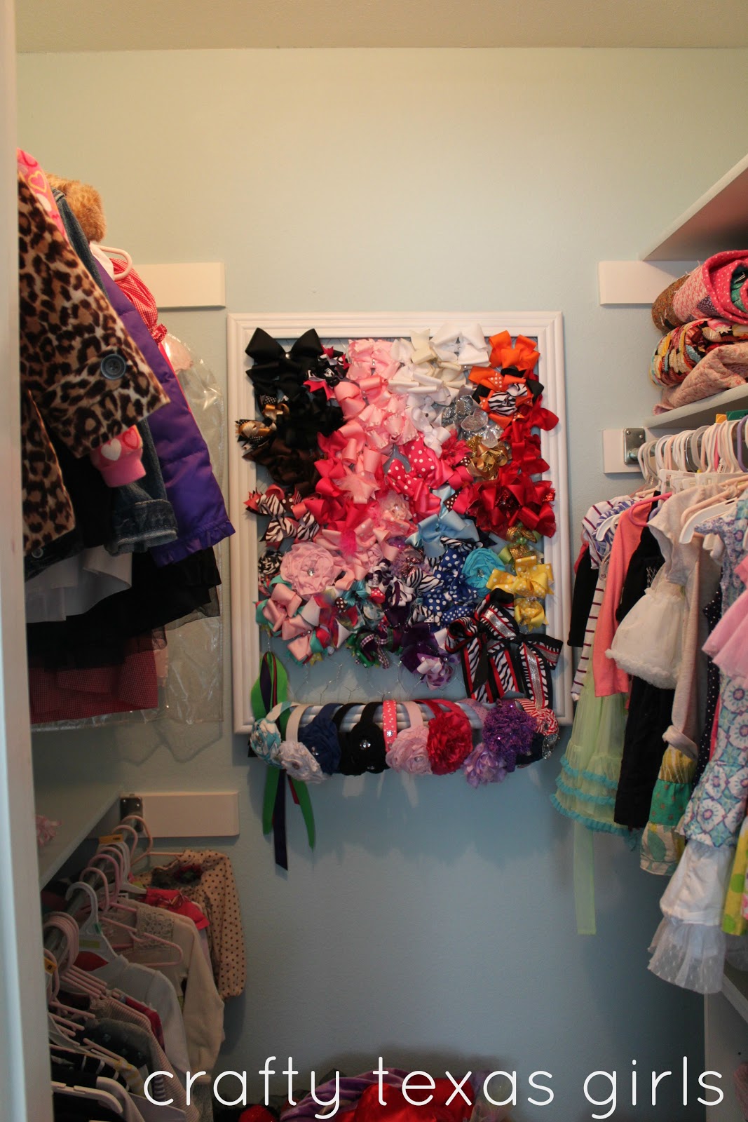 Crafty Texas Girls: Crafty How-To: DIY Hair Accessory Holder