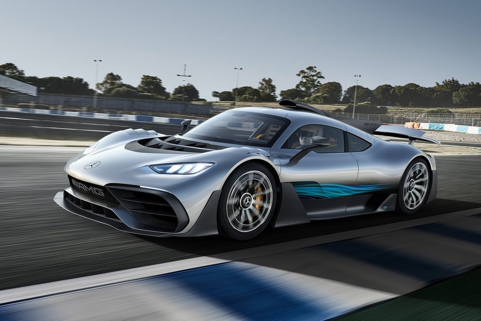 Mercedes-Benz estuda desenvolver série especial do AMG One em parceria ...