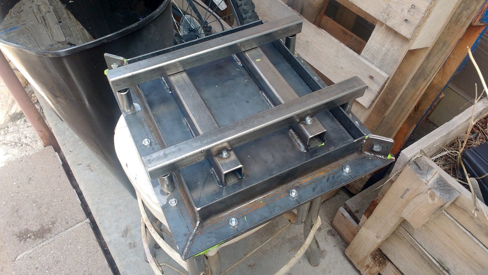 Praxis Plastics: Tour of the Sheet Mold!