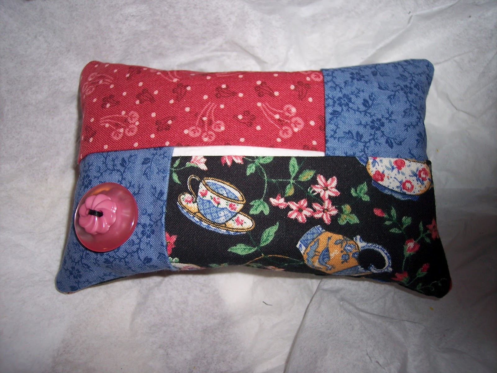 Mrs T s Christmas Kitchen Purse Size Tissue Holders Fun Little mrs-t-s-christmas-kitchen-purse-size-tissue-holders-fun-little