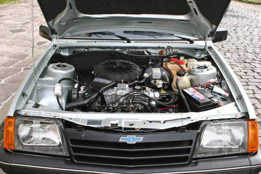 Monza SL/E 1989 1.8: fotos, consumo e especificações | CAR.BLOG.BR