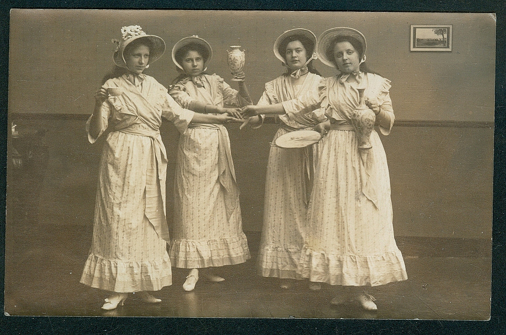 50 Funny and Interesting Vintage Photos of Everyday Life in the U.S ...