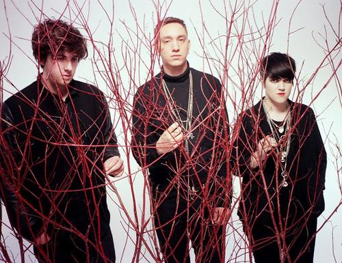 Bonus tracks - The xx - Lyrics ~ The xx Fansite