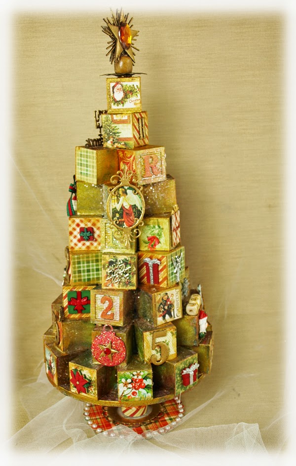 Imaginarium Designs: Wooden block Christmas Tree and Layout by Sue Smyth