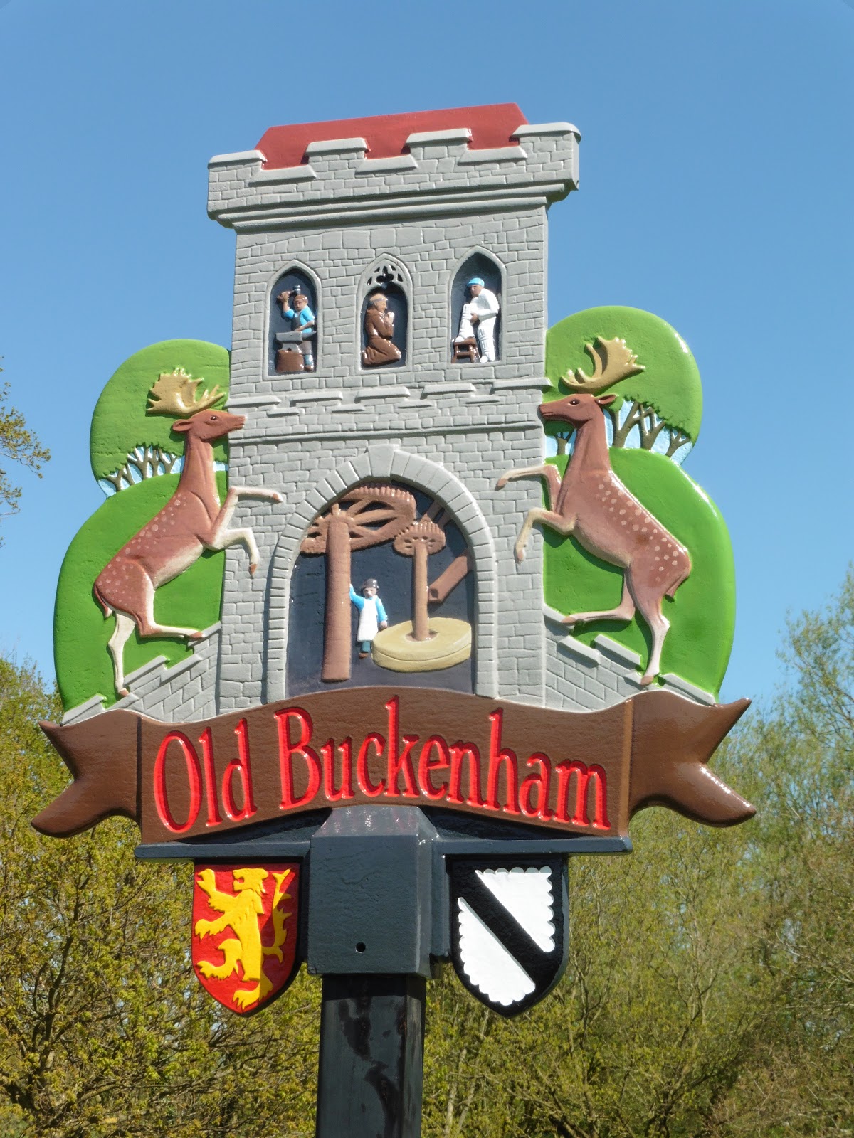 Old Buckenham blog: Great sign for Old Buckenham