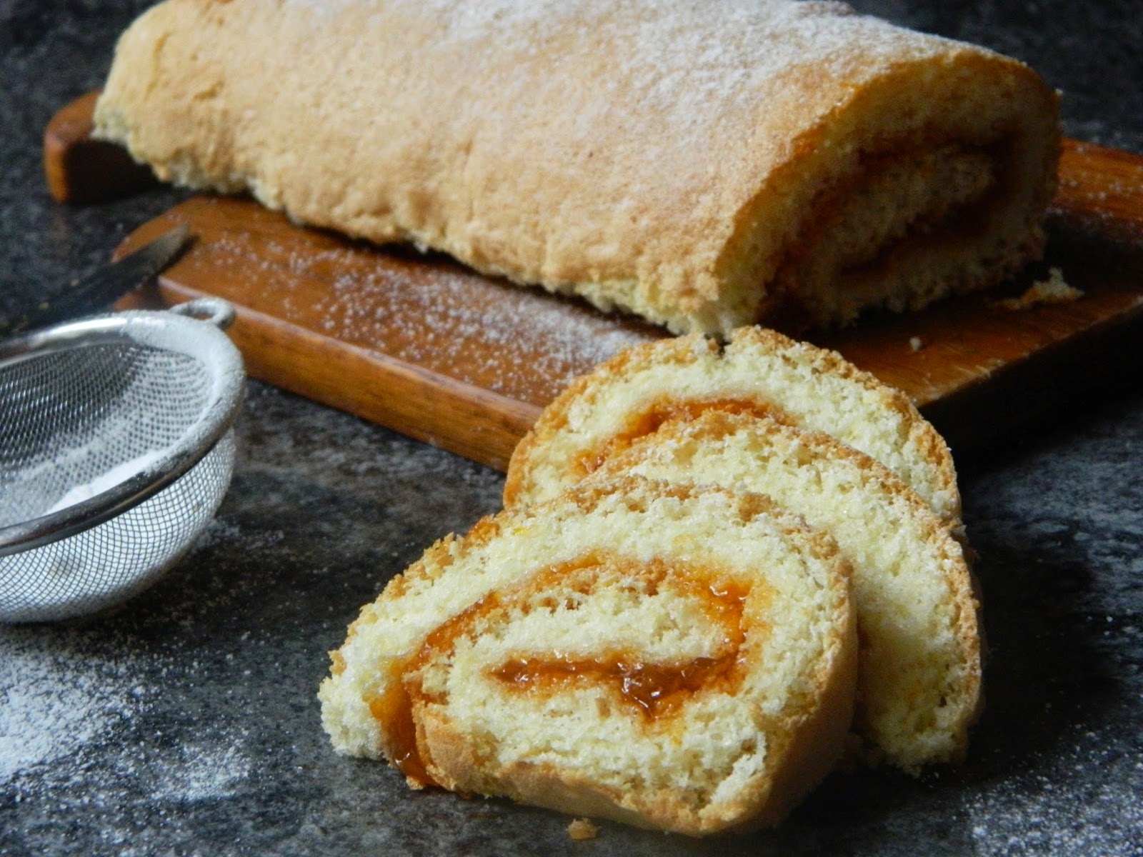 Weekend Passion: Rulada cu gem de caise