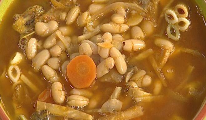 JUHA OD GRAHA S TJESTENINOM: Ukusno toplo predjelo ili lagani obrok