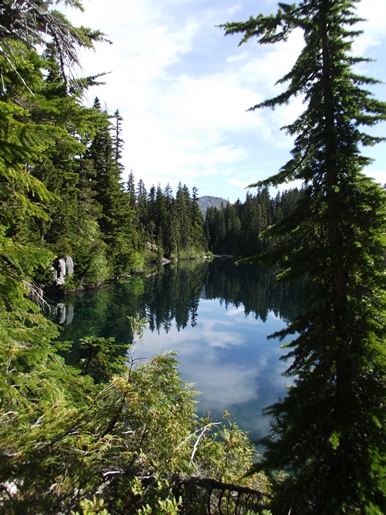 Discover the West: Bench and Snow Lakes