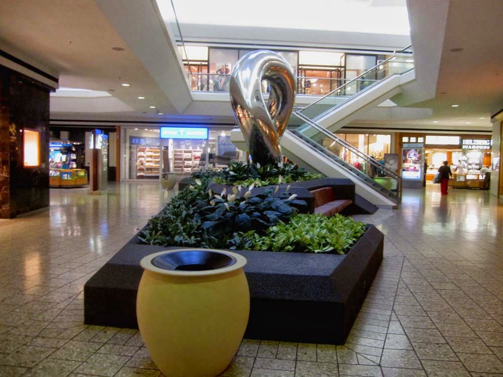 Sky City: Retail History: Fair Oaks Mall: Fairfax, VA