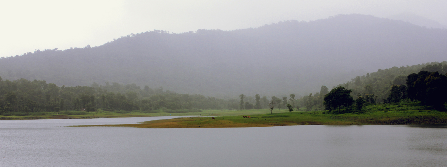 picsrover: Usgaon Dam