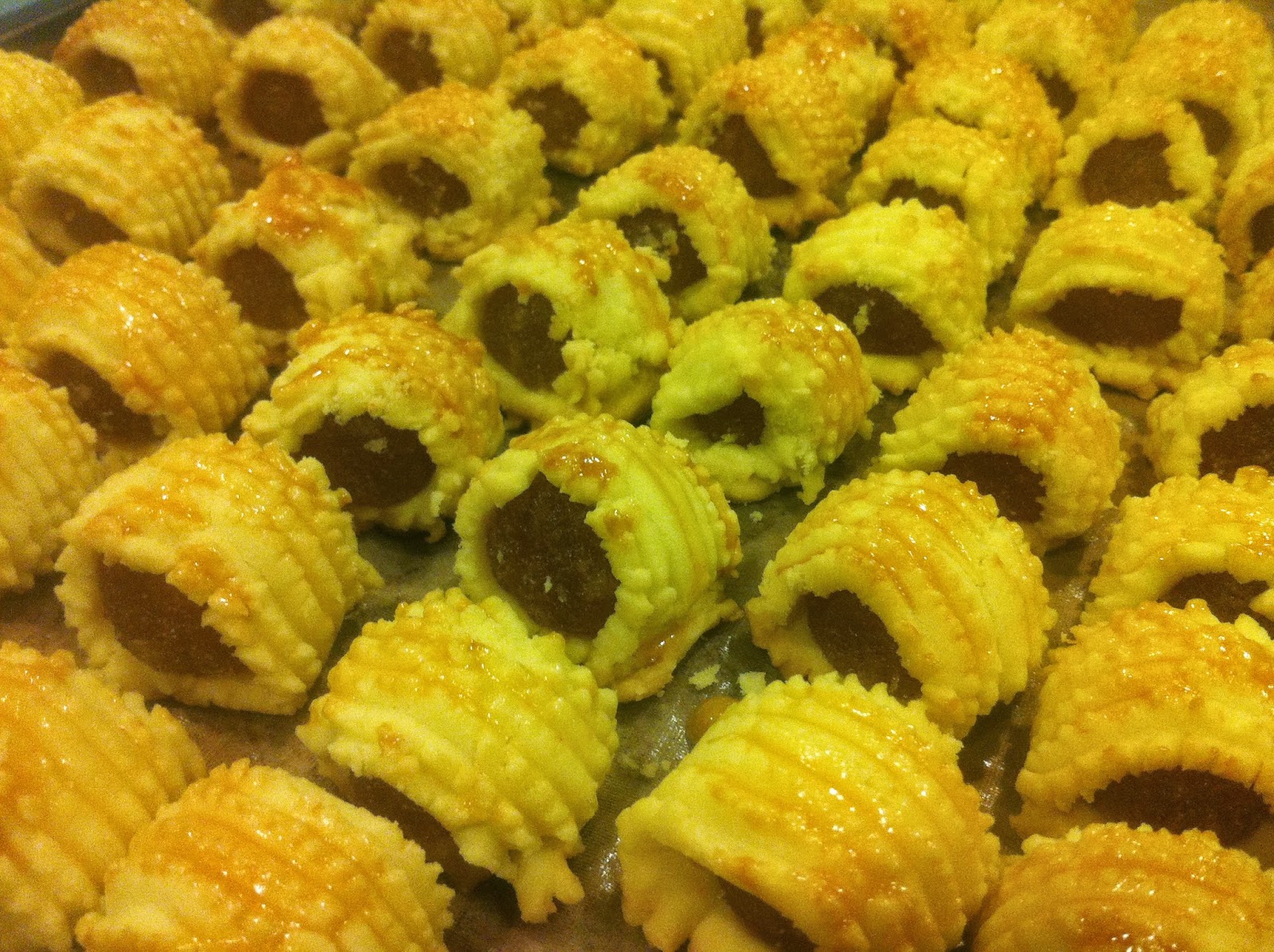 Baking For Cowboys: Pineapple Roll Tart 凤梨酥