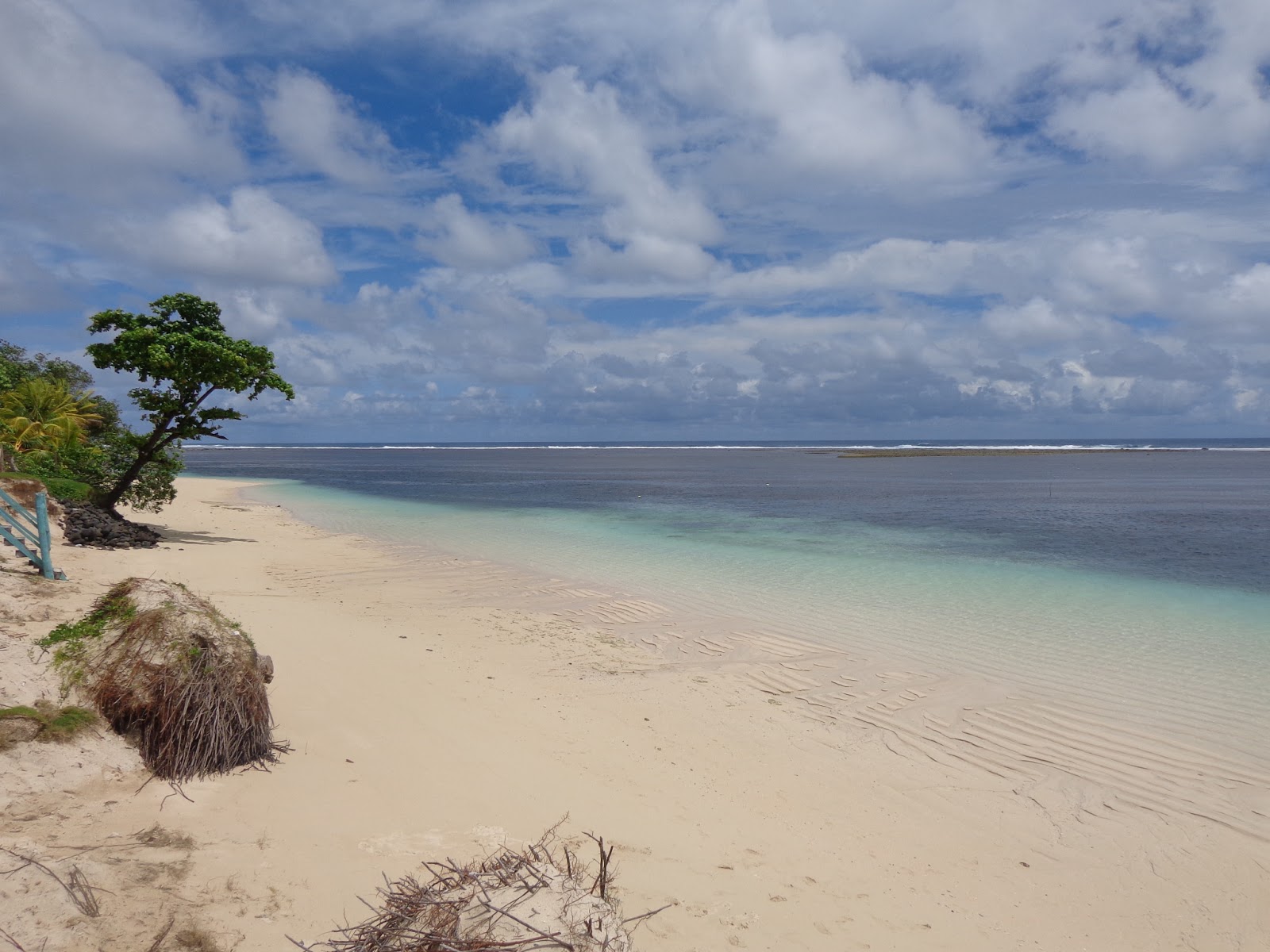 Sunshine, Sand and Samoa