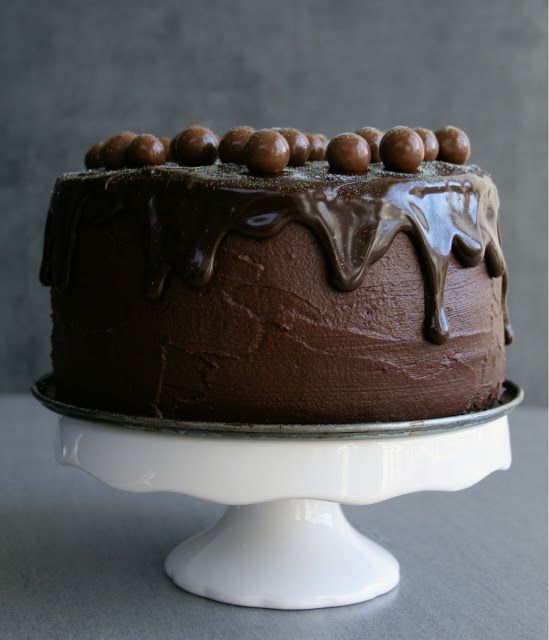 Cupcakes & Couscous: The Ultimate Chocolate Cake & October Cake Round Up