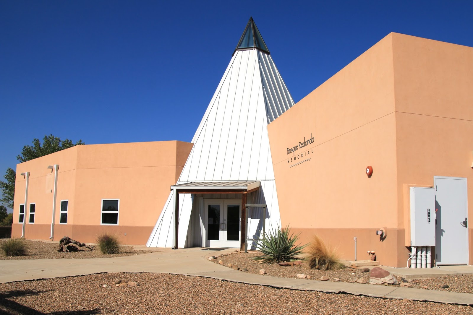Travels with Twinkles: Fort Sumner, New Mexico