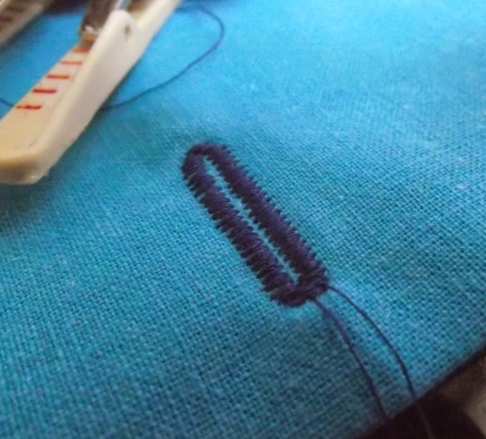 Lizzie Lenard Vintage Sewing: How to Use the Mystery Buttonholer