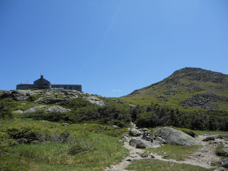 The Adventure Hiker: Trail Report: Ammonoosuc Ravine Trail to Lake of ...