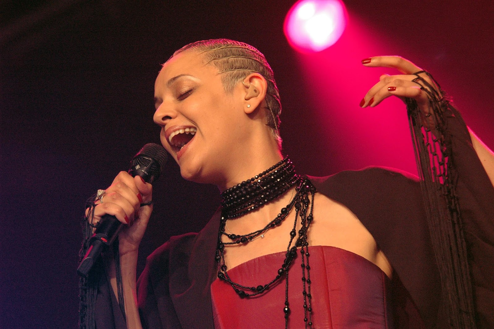 BLOGUE DO LENINE: MARIZA - A DIVA DO FADO DA NOVA GERAÇÃO