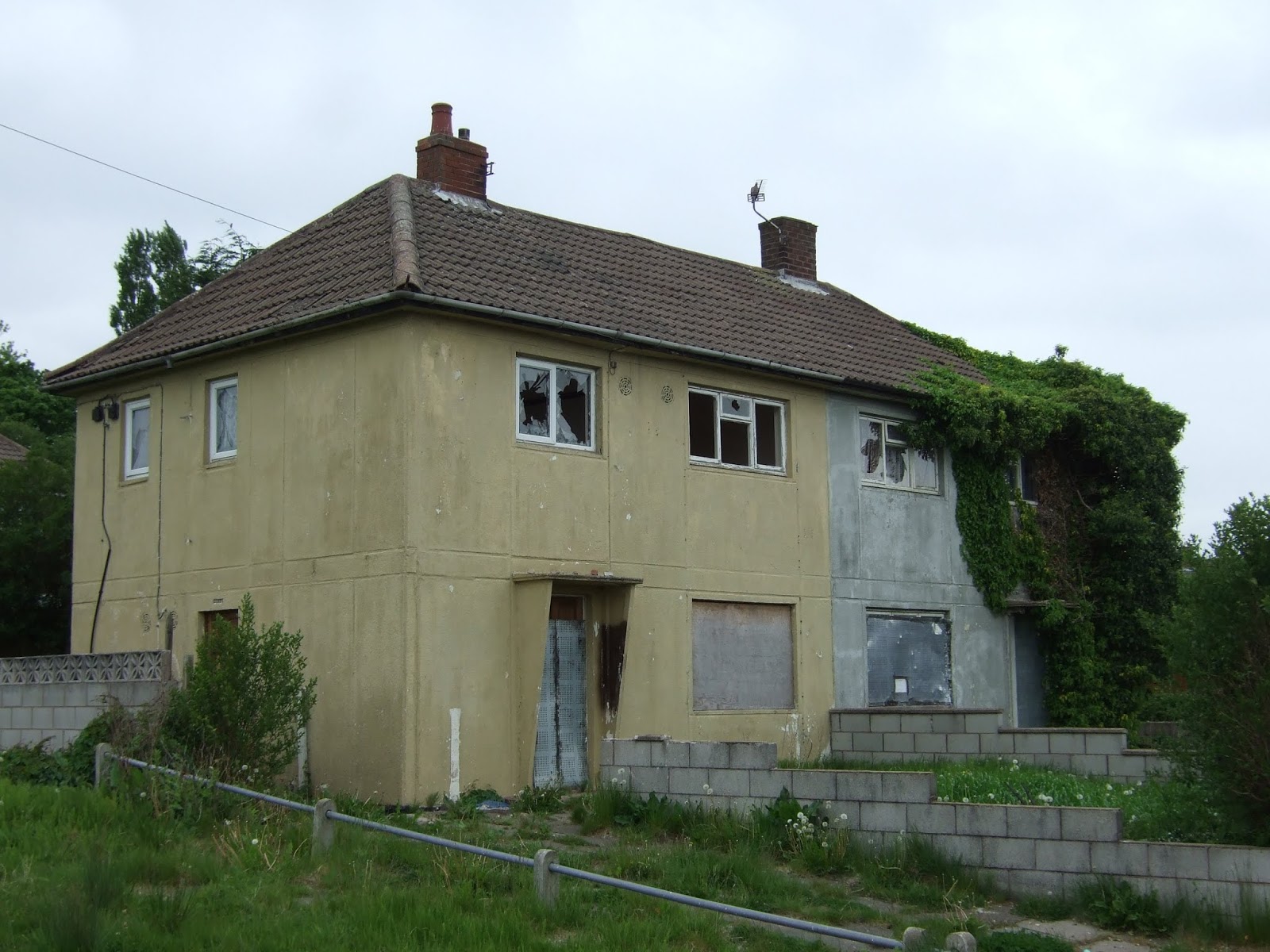 Building Defects and Surveying Houses: Wates Houses