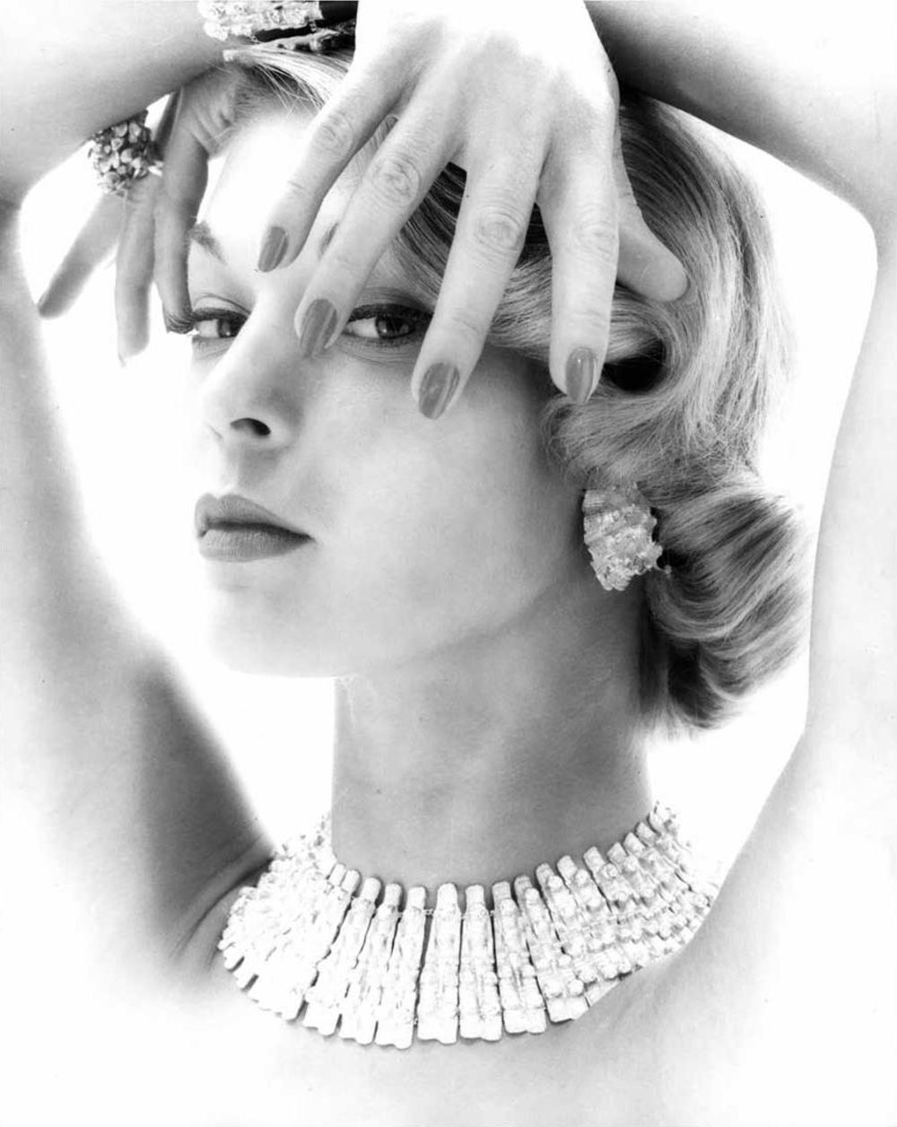 40 Stunning Black and White Photos of Jean Patchett, a Model Who Helped ...