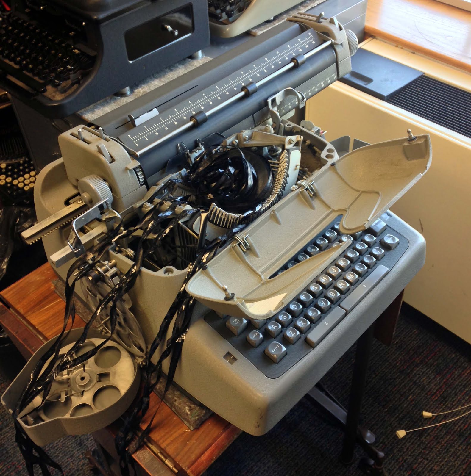 Changing the carbon ribbon on an IBM Model B Executive typewriter/ /THE ...