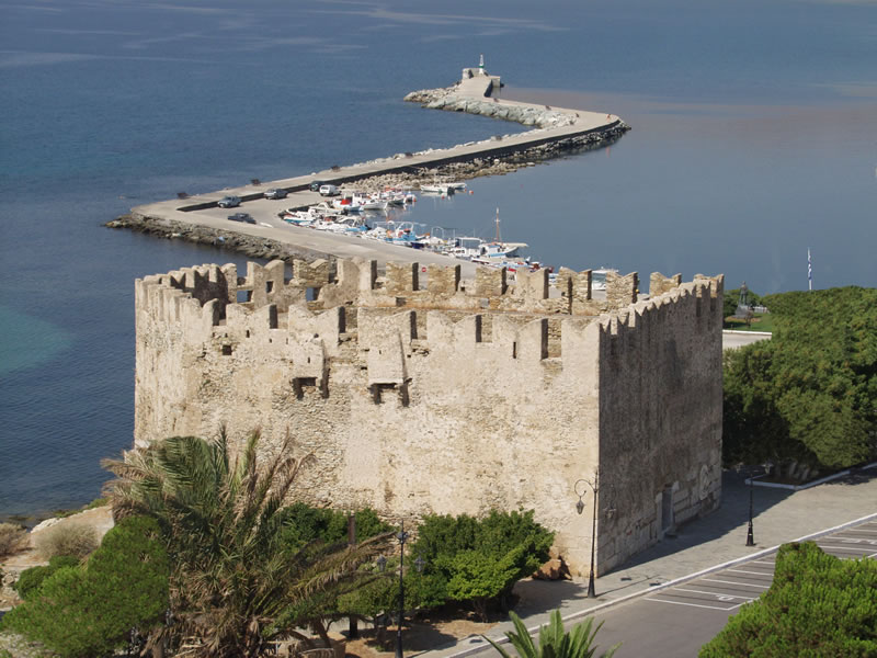 AKTAION ΜΑΡΜΑΡΙΟΥ: ΤΟ ΚΑΣΤΡΟ ΜΠΟΥΡΤΖΙ ΣΤΗΝ ΚΑΡΥΣΤΟ