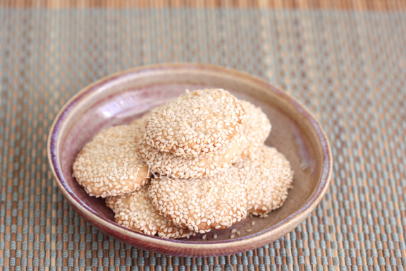 My Kitchen Snippets: Sesame Cookies